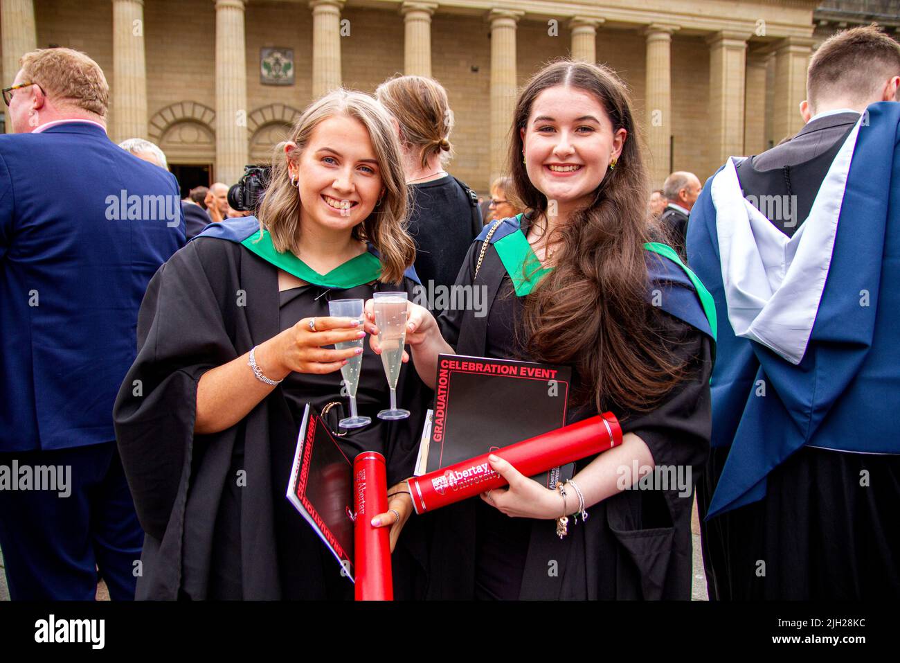 Graduating abertay university students hi-res stock photography and ...
