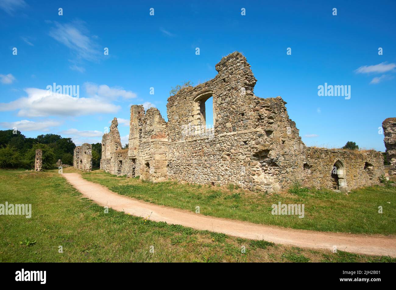 Medieval nunnery england hi-res stock photography and images - Alamy