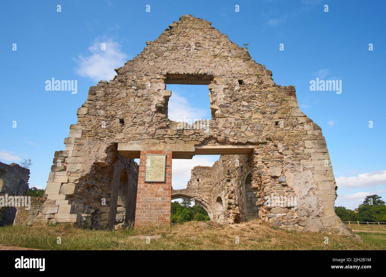 Medieval nunnery england hi-res stock photography and images - Alamy