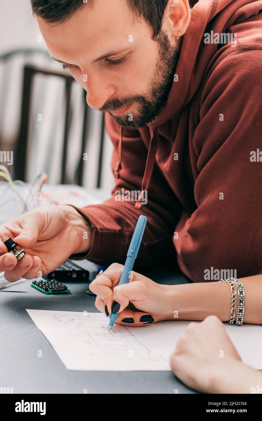 Electronic schematic diagram designing Stock Photo - Alamy