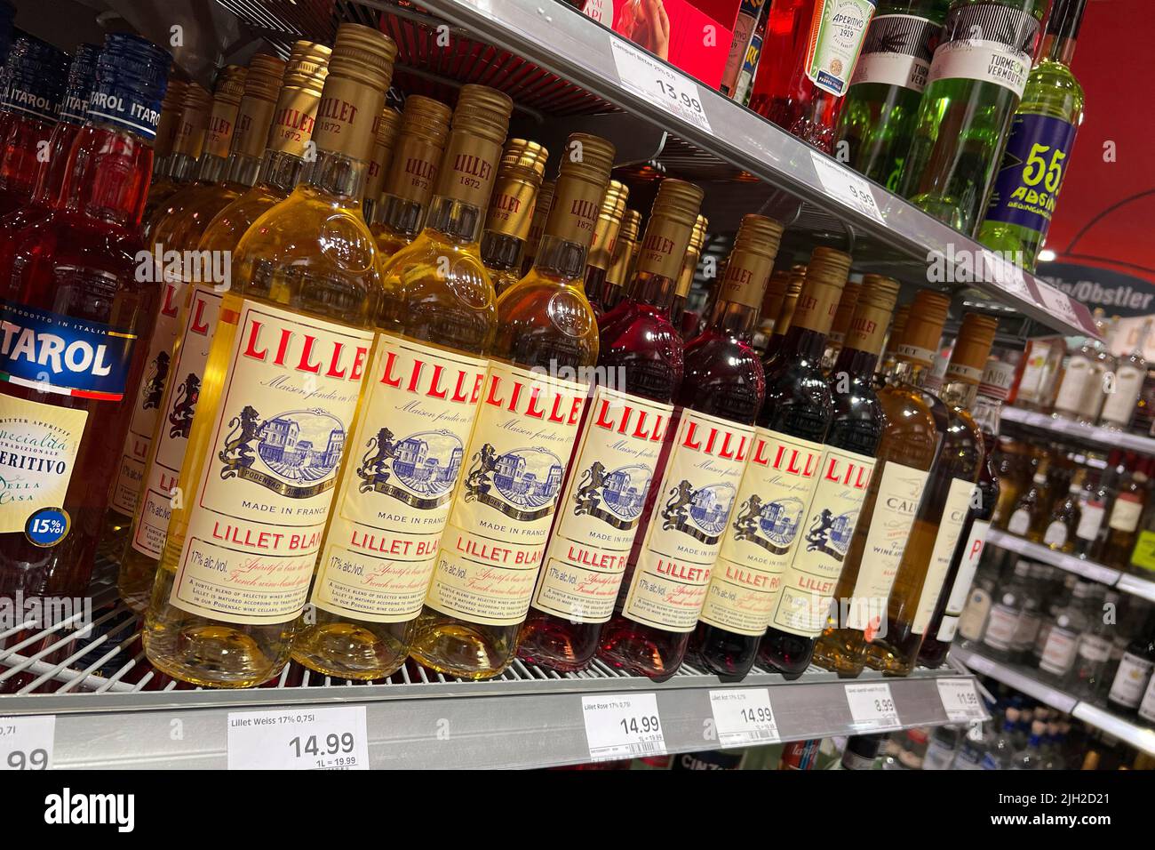 Munich, Germany. 14th July, 2022. CONSUMER PRICES: Inflation in Germany ...