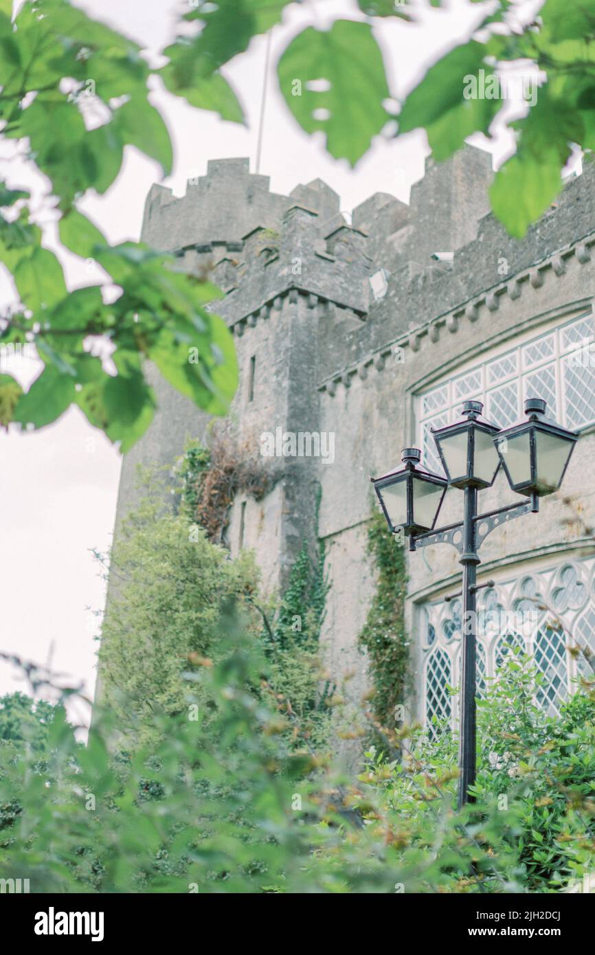 Old irish lamp post hi-res stock photography and images - Alamy