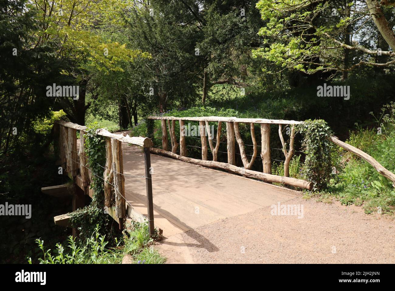 Timber frame from branches hi-res stock photography and images - Alamy