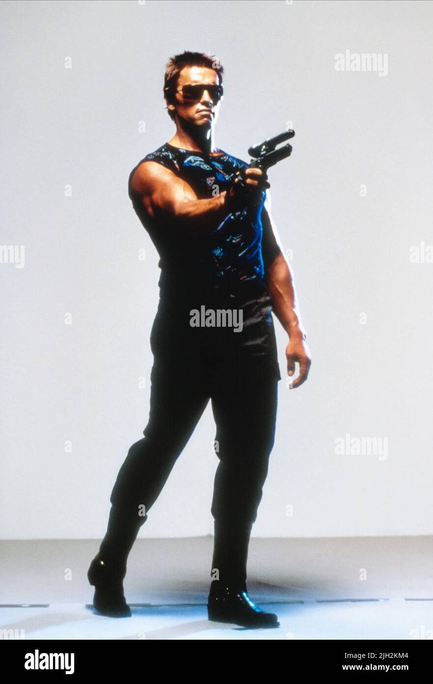 Terminator arnold schwarzenegger 1984 hi-res stock photography and images - Alamy