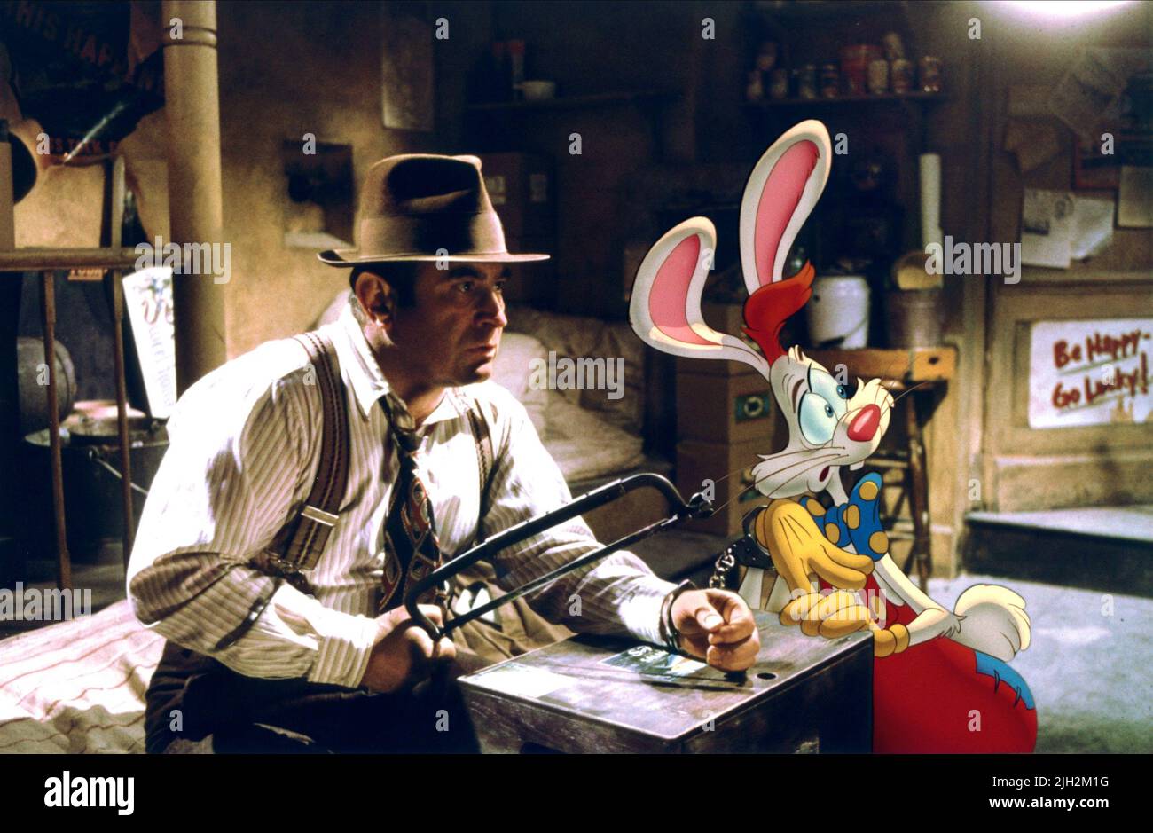 HOSKINS,RABBIT, WHO FRAMED ROGER RABBIT, 1988 Stock Photo - Alamy
