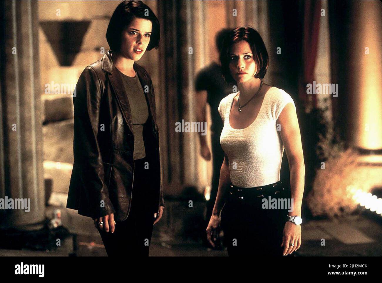 CAMPBELL,COX, SCREAM 2, 1997 Stock Photo - Alamy