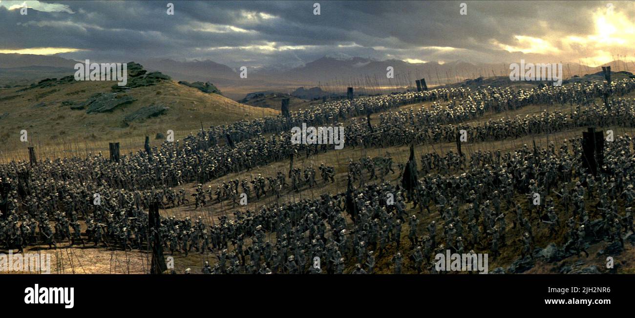 The two towers film army hi-res stock photography and images - Alamy