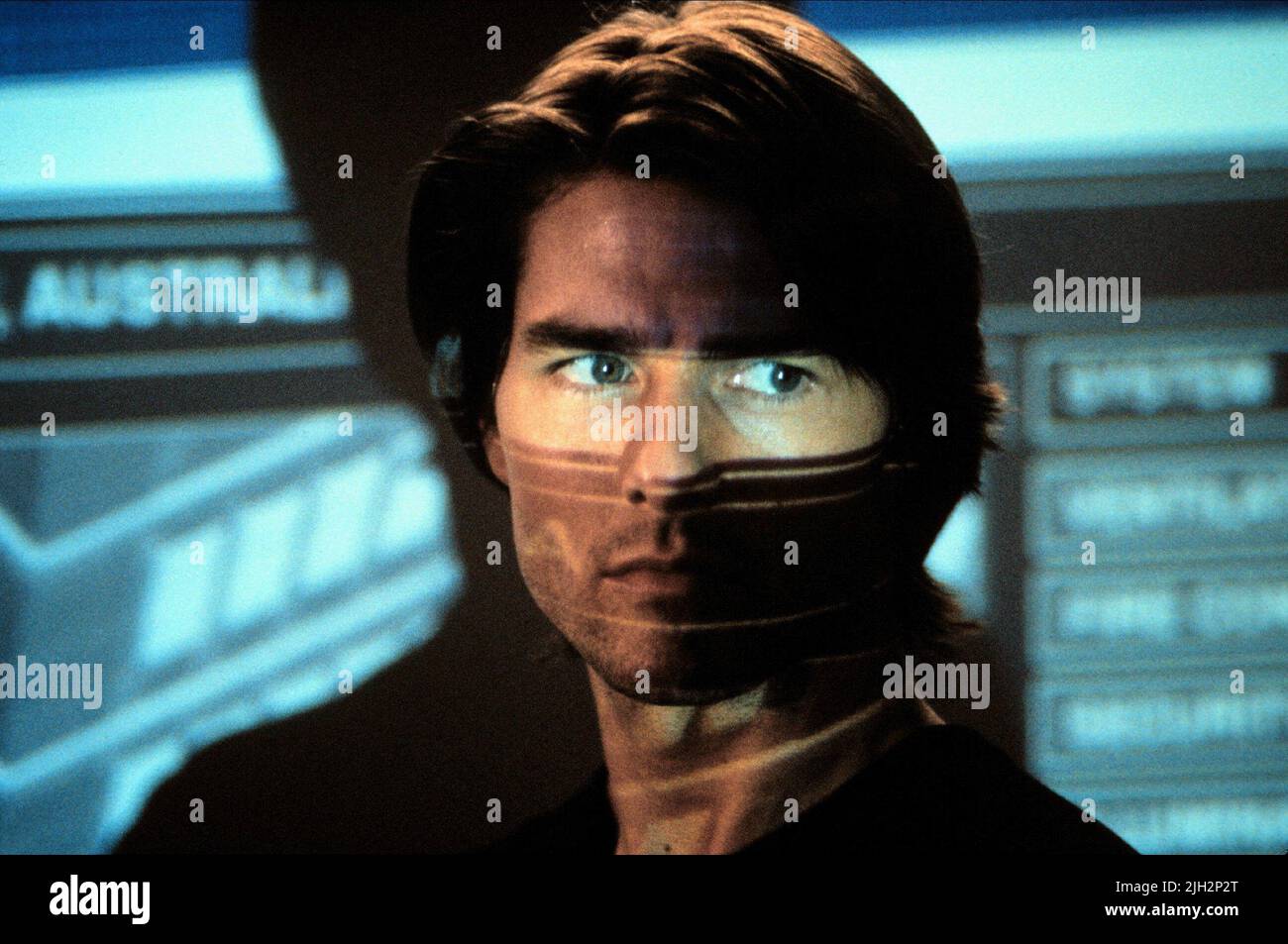 TOM CRUISE, MISSION: IMPOSSIBLE II, 2000 Stock Photo - Alamy