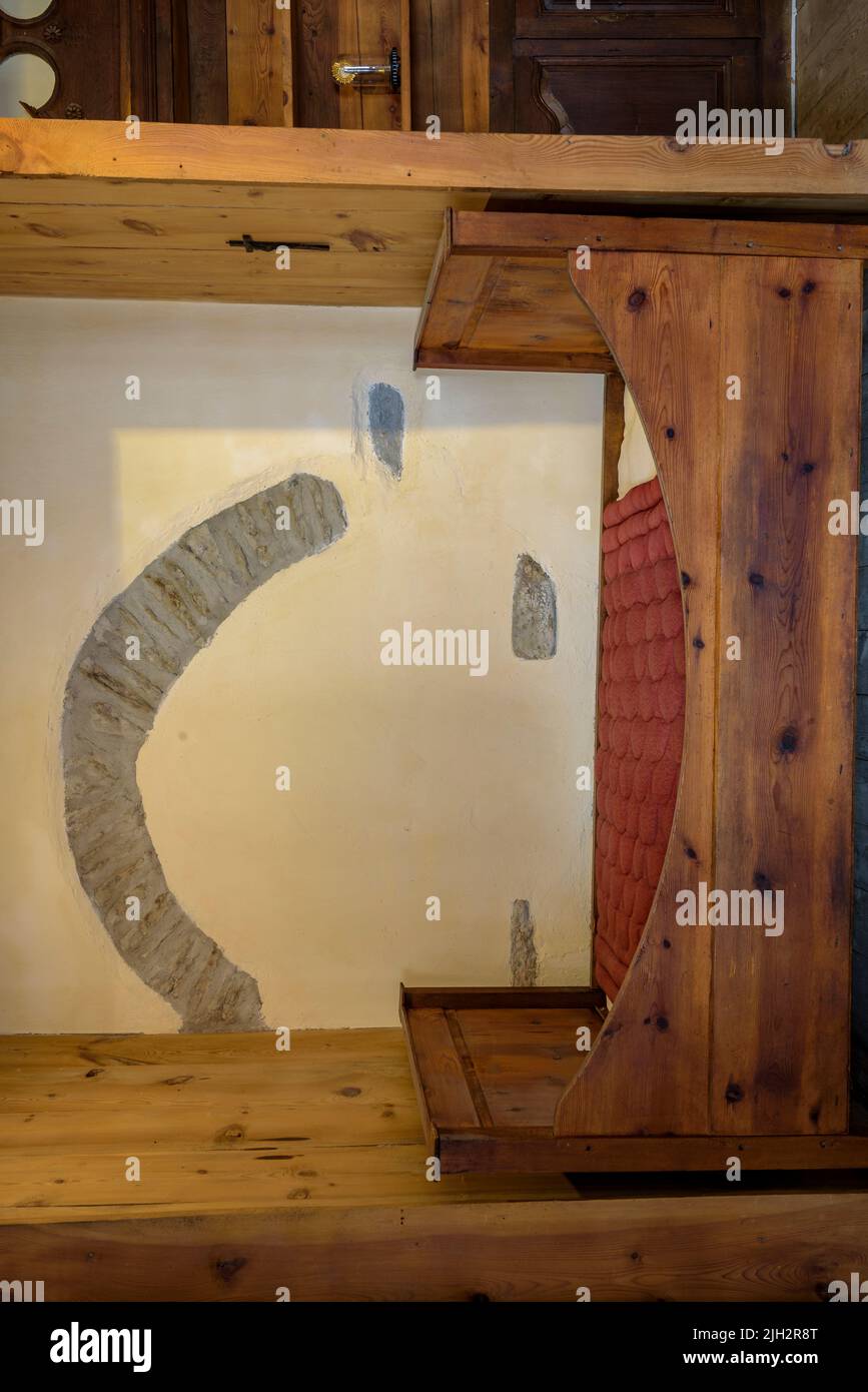 Details inside of the Çò de Joanchiquet Ecomuseum, in Vilamòs (Aran ...
