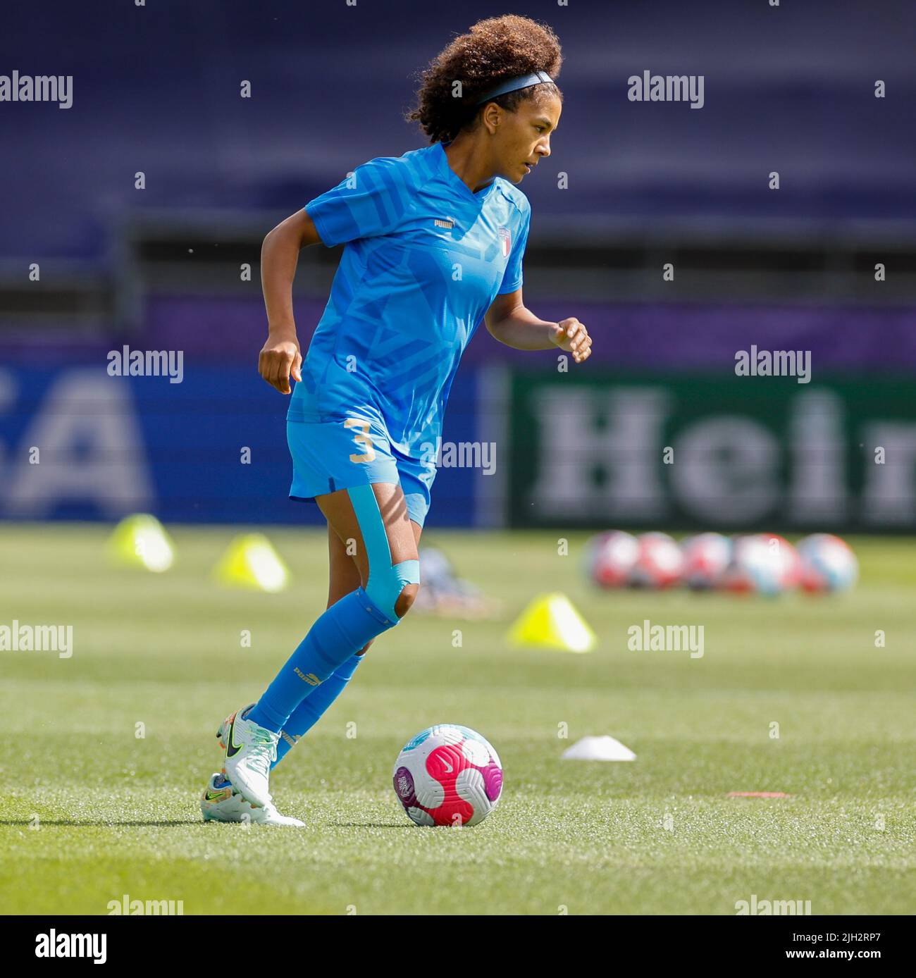 Sara uk england hi-res stock photography and images - Alamy