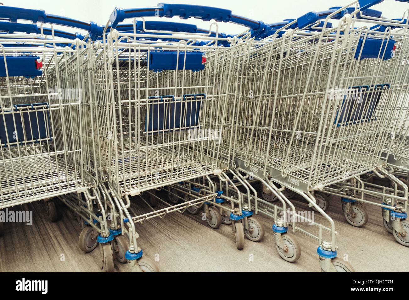 Closeup in focus shopping trolley hi-res stock photography and images ...