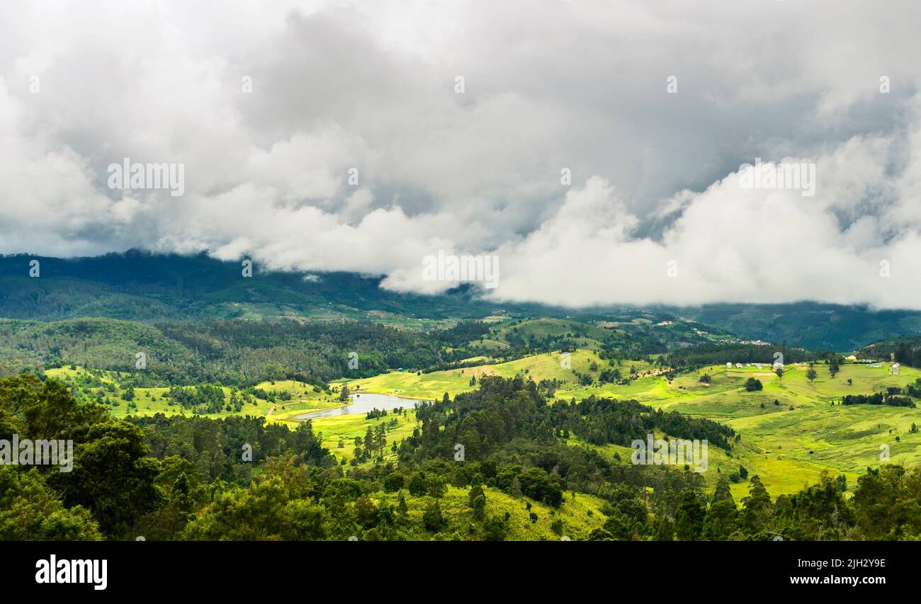 Kodai lake kodaikanal hi-res stock photography and images - Alamy