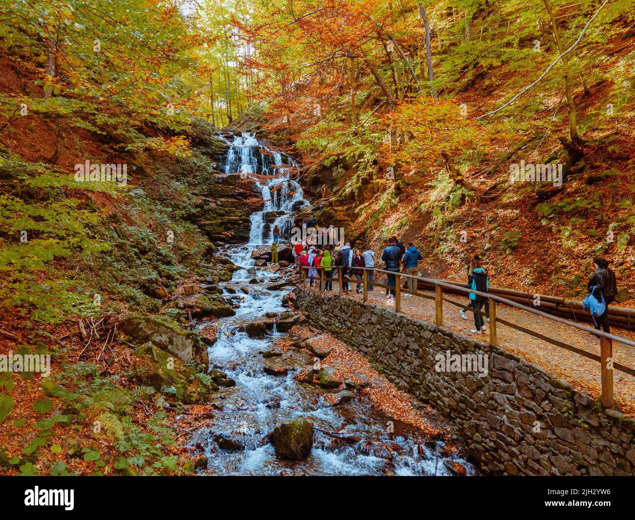 Shipit waterfall hi-res stock photography and images - Alamy