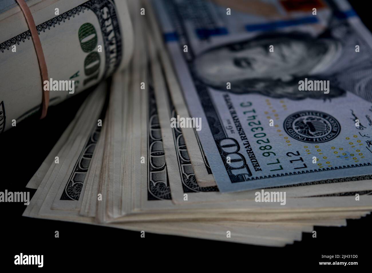 bundle of US dollar bills Stock Photo - Alamy