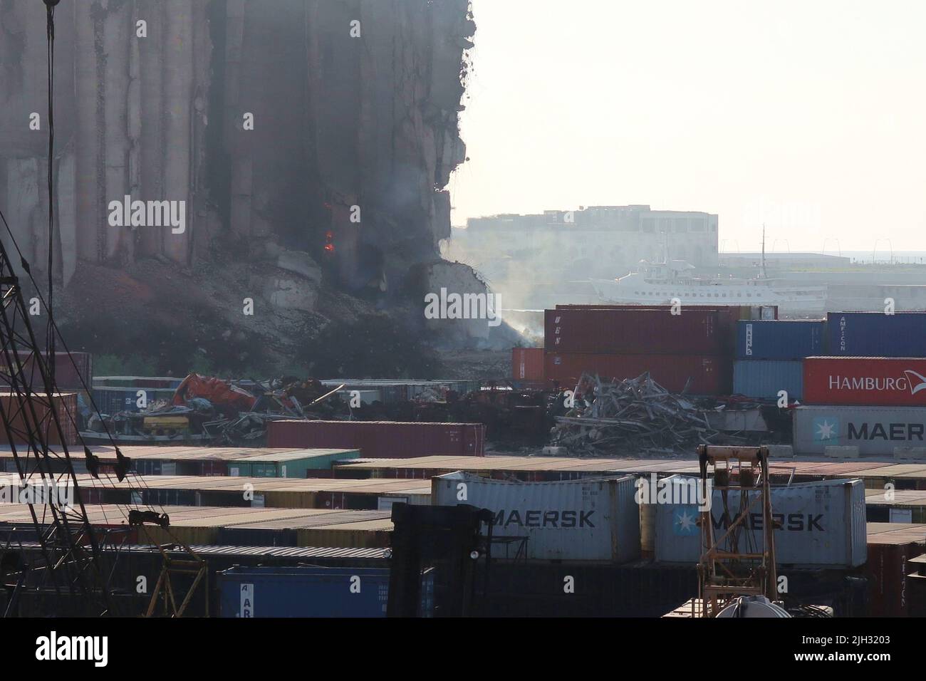 Beirut lebanon port blast crop silos hi-res stock photography and ...