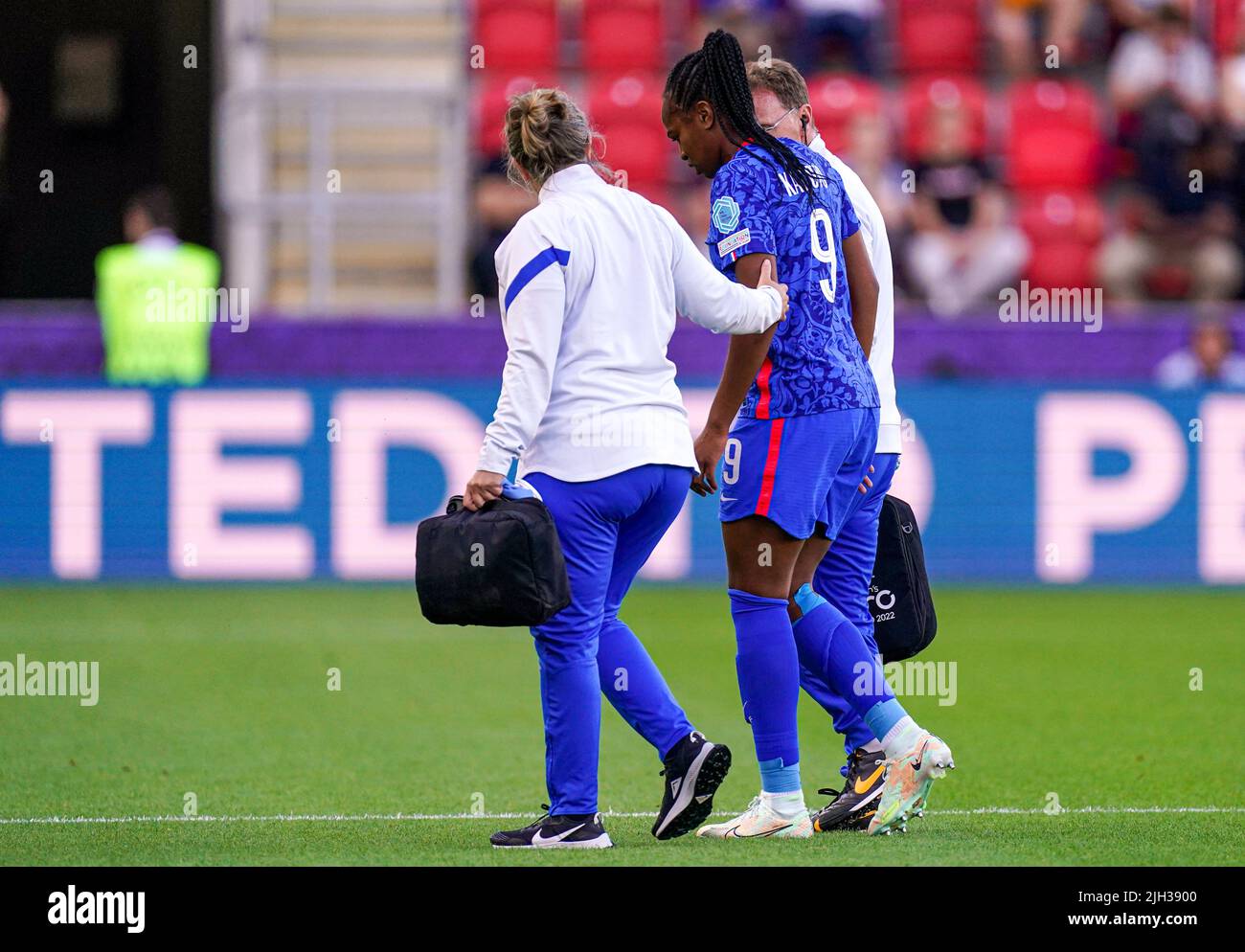 Marie antoinette katoto injury hi-res stock photography and images - Alamy