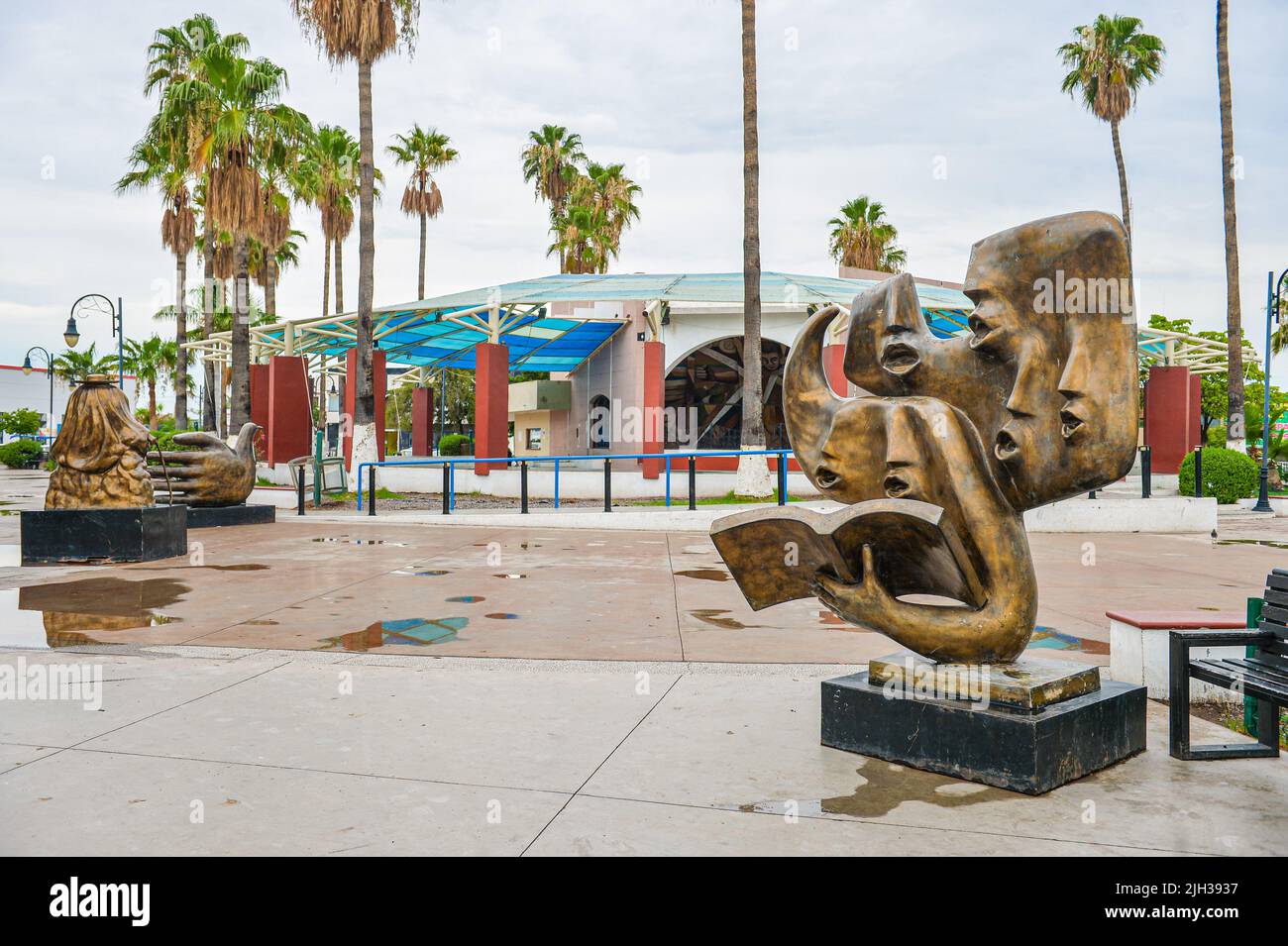 Navojoa Sonora, Mexico. escultrua, sculpture ©.. (Photo by Israel ...