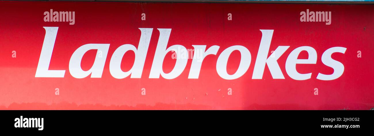 Ladbrokes logo hi-res stock photography and images - Alamy