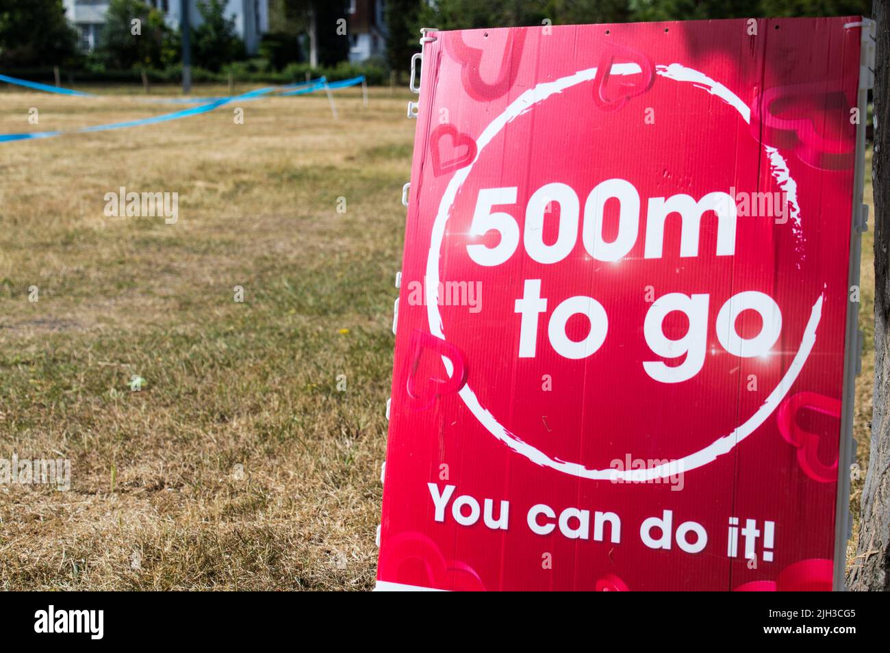 500m to go distance marker Stock Photo - Alamy