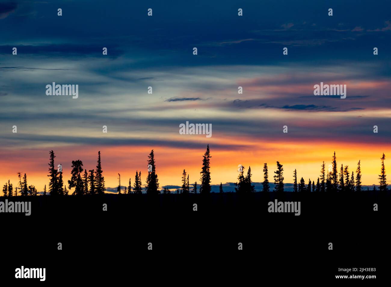 Midnight sunset hi-res stock photography and images - Alamy