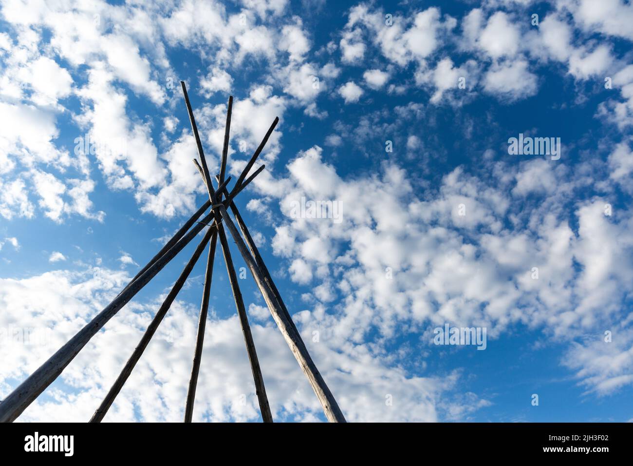 Indigenous structure hi-res stock photography and images - Alamy