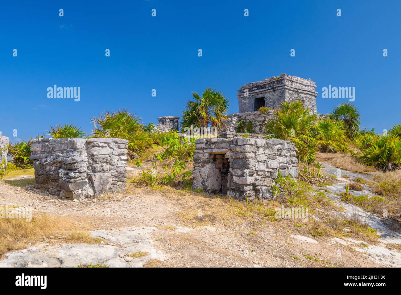 Structure 45, offertories on the hill near the beach, Mayan Ruins in ...