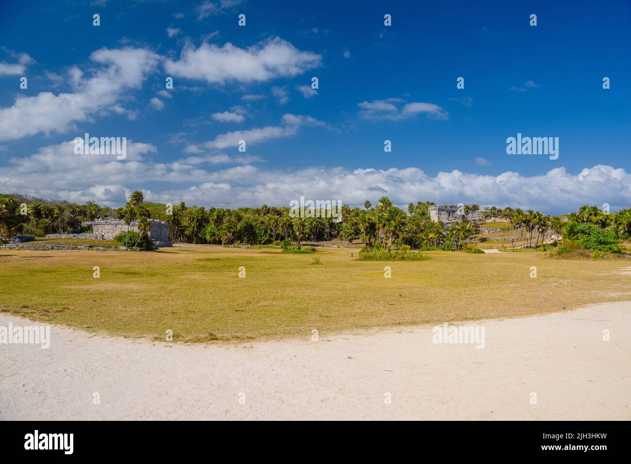 Great platform, Mayan Ruins in Tulum, Riviera Maya, Yucatan, Caribbean ...