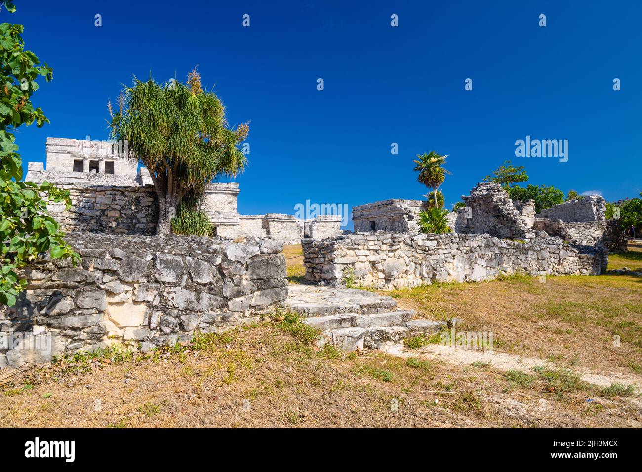 The castle, Mayan Ruins in Tulum, Riviera Maya, Yucatan, Caribbean Sea ...