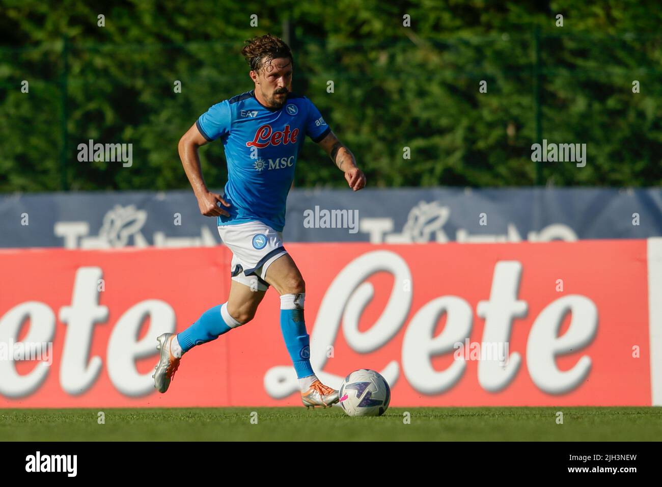 SSC Napoli's Portuguese defender Mario Rui controls the ball controls ...