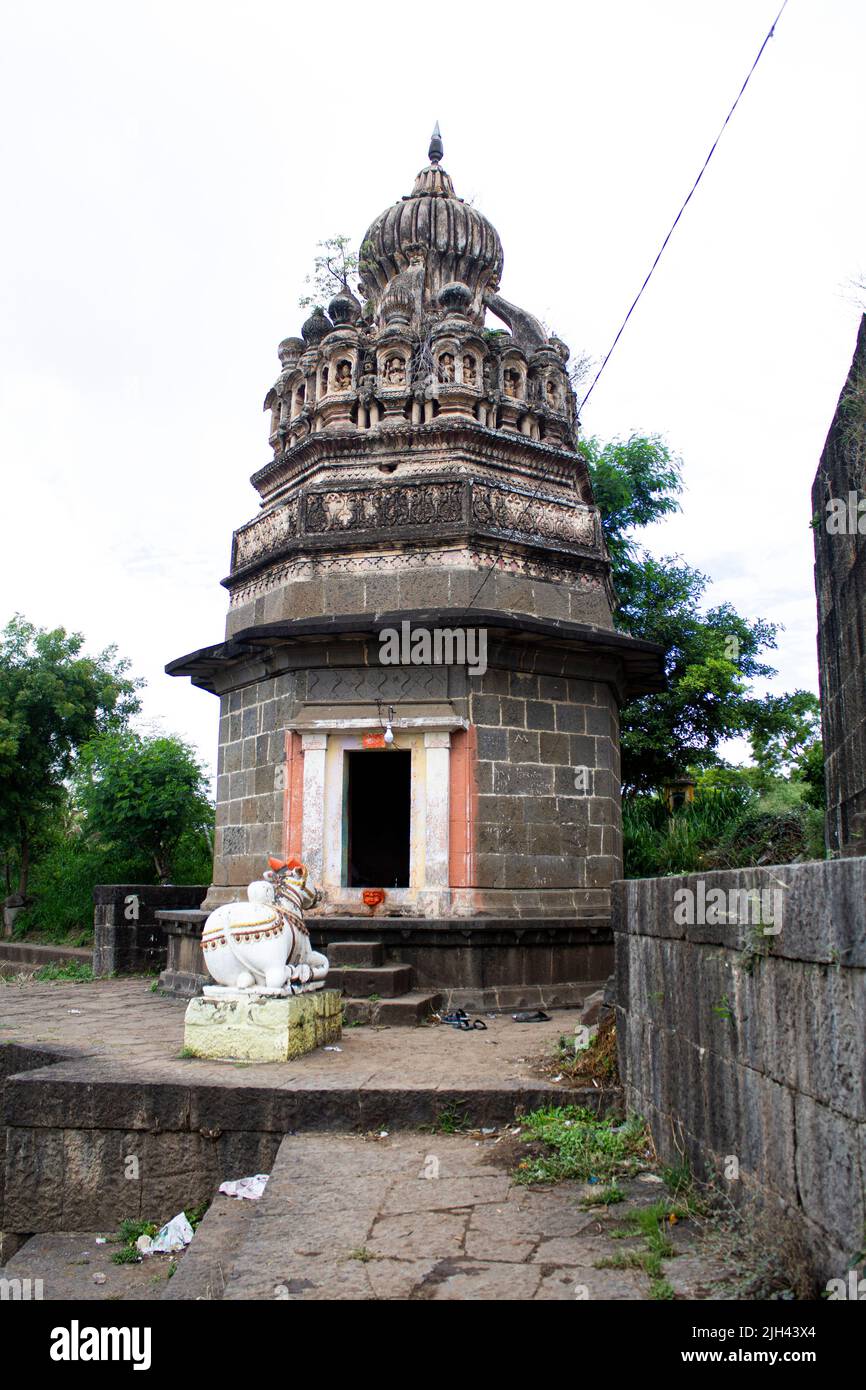 Hindu temples, god, stone carving, traditional Stock Photo - Alamy