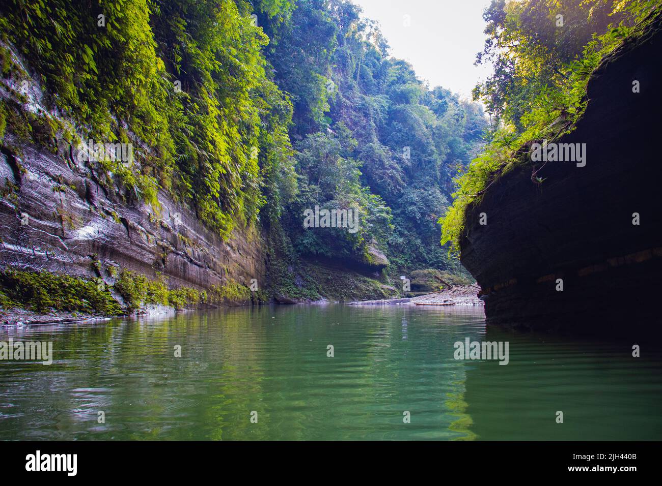 Sangu river bangladesh bandarban hi-res stock photography and images ...