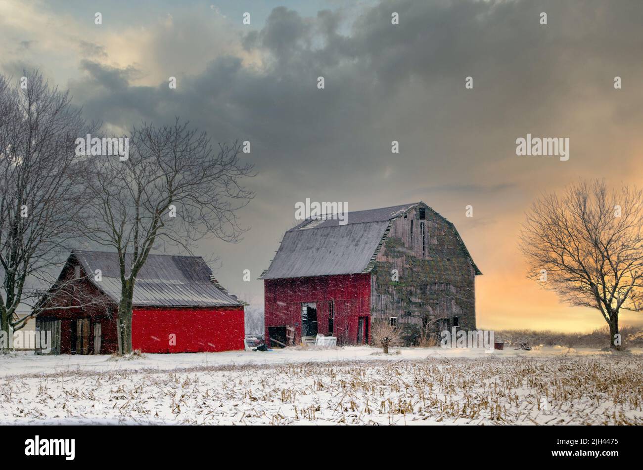 Old barns usa hi-res stock photography and images - Alamy