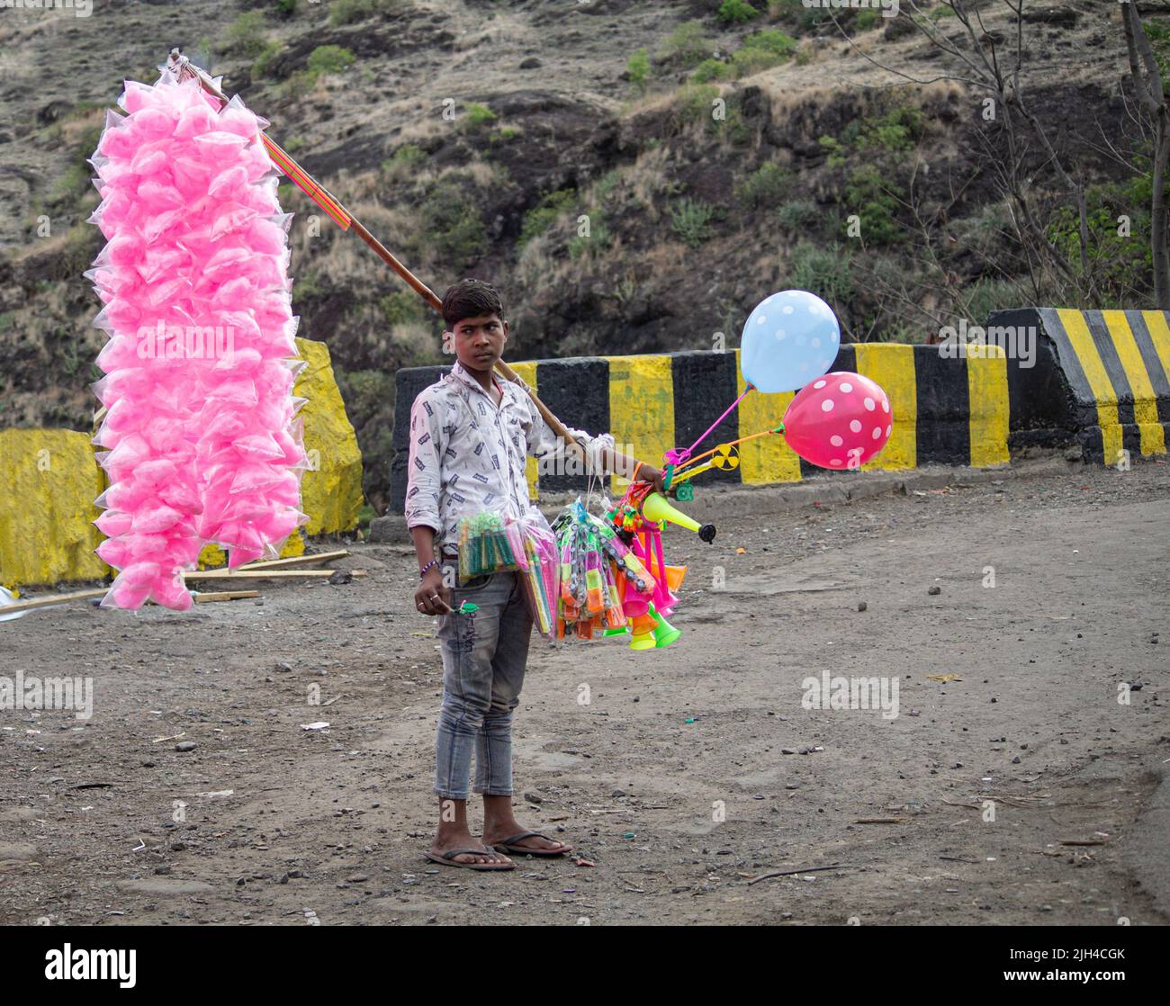 Cartoon balloons seller hi-res stock photography and images - Alamy