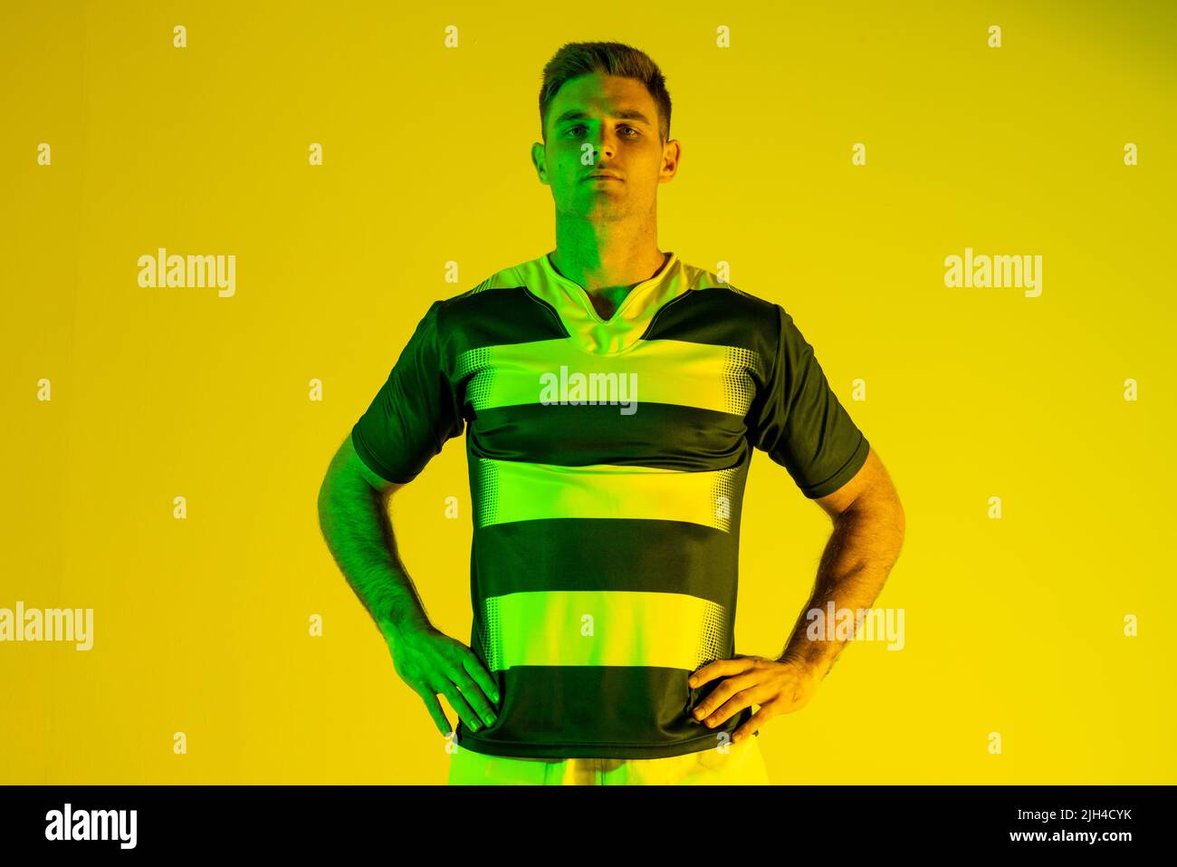 Portrait lighting hi-res stock photography and images - Alamy