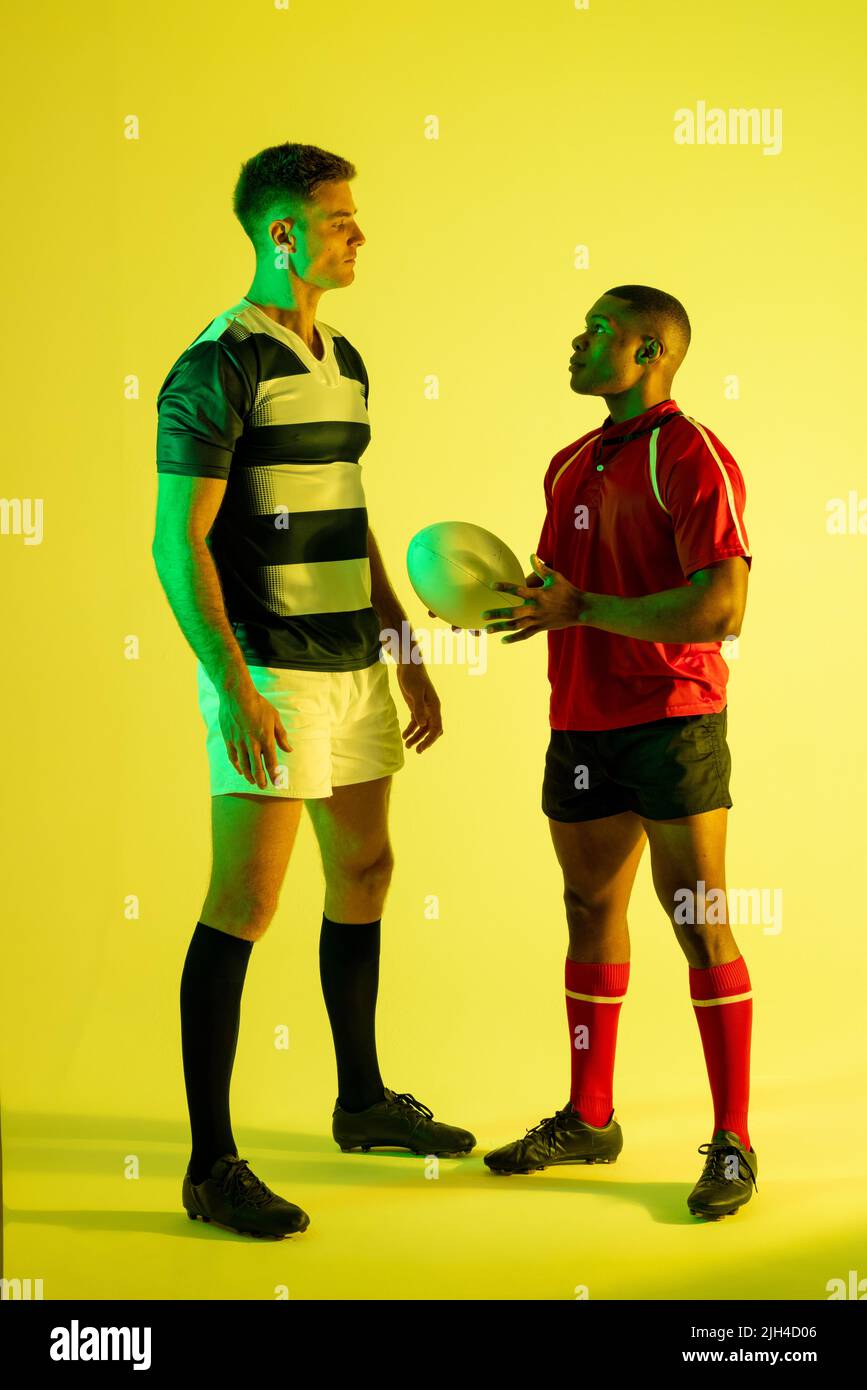 Diverse male rugby players ball hi-res stock photography and images - Alamy