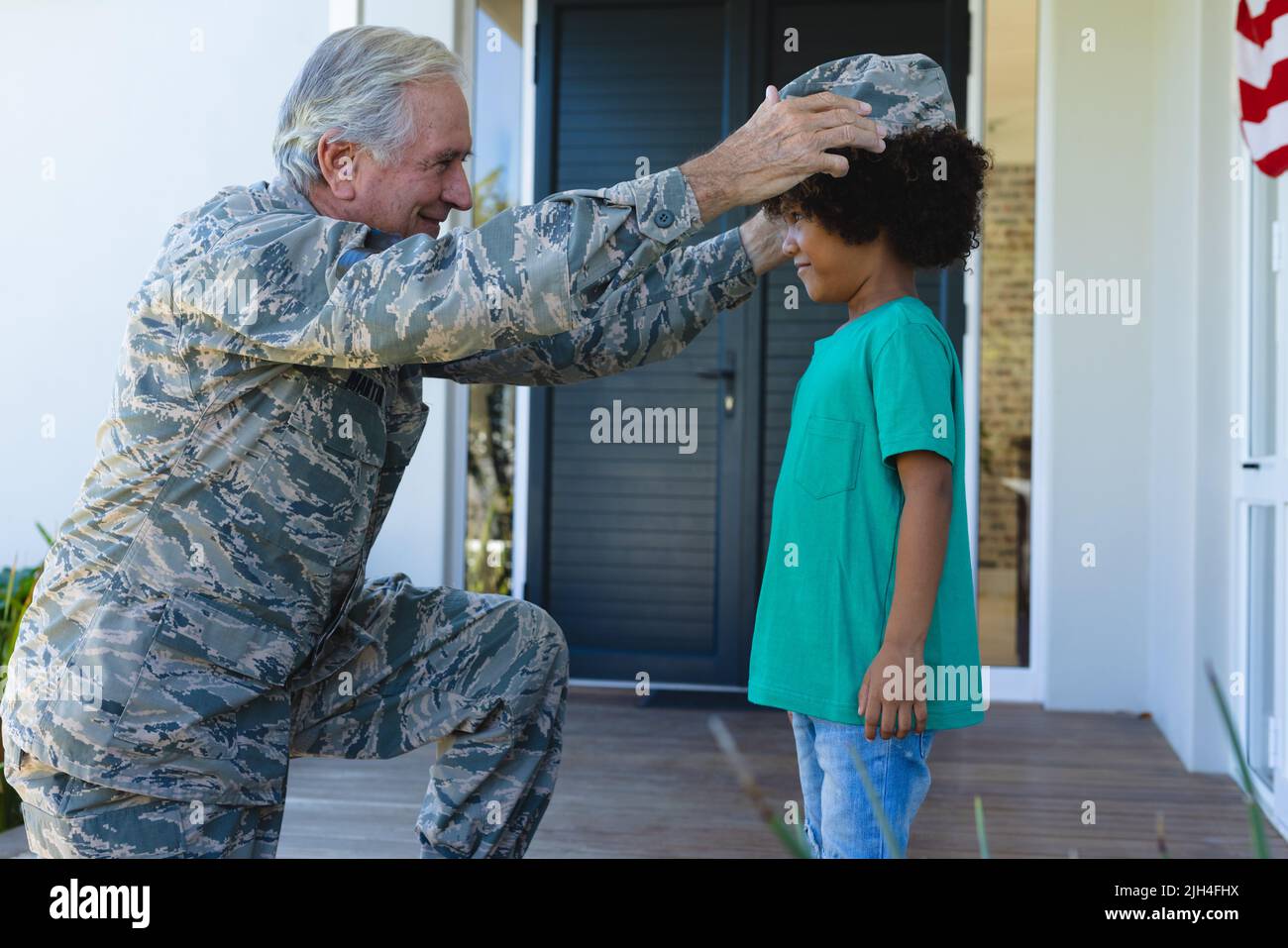 Clothing house hi-res stock photography and images - Alamy