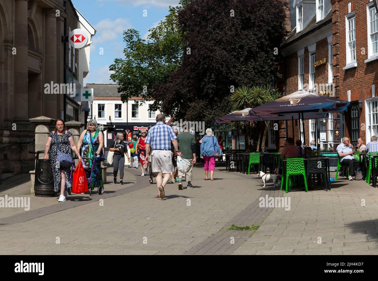 People shopping in pedestrianised street in town centre, Beccles ...