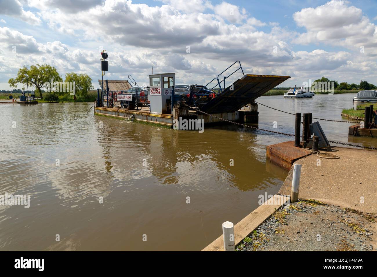 Reedham chain ferry crossing River Yare, Reedham, Norfolk, England, UK ...