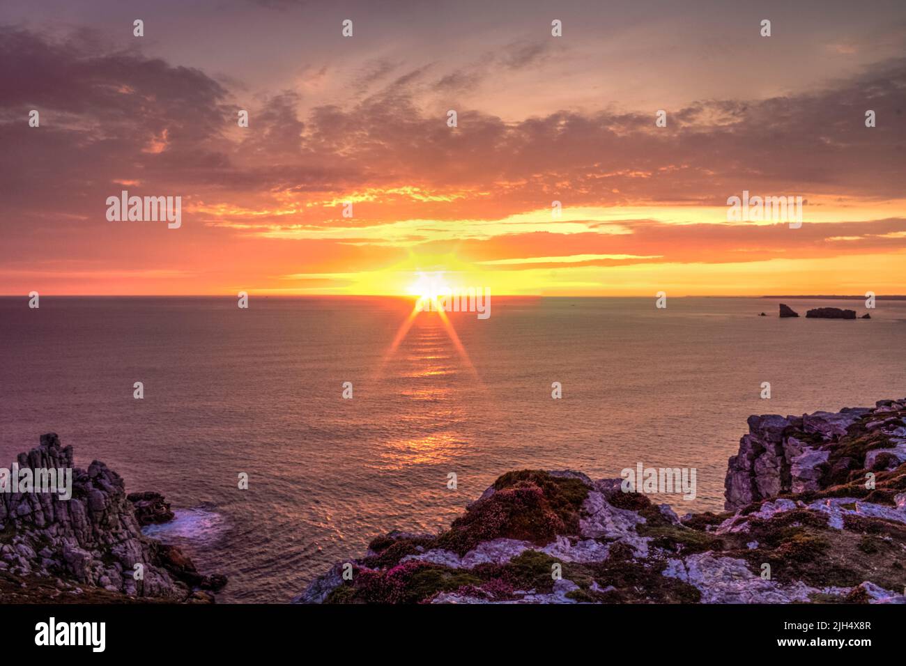 Brittany scenic hi-res stock photography and images - Alamy