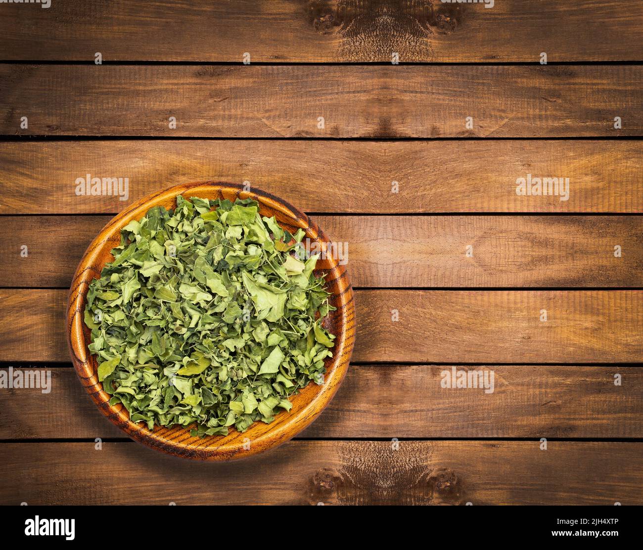 Organic dried moringa leaves - Moringa oleifera Stock Photo - Alamy