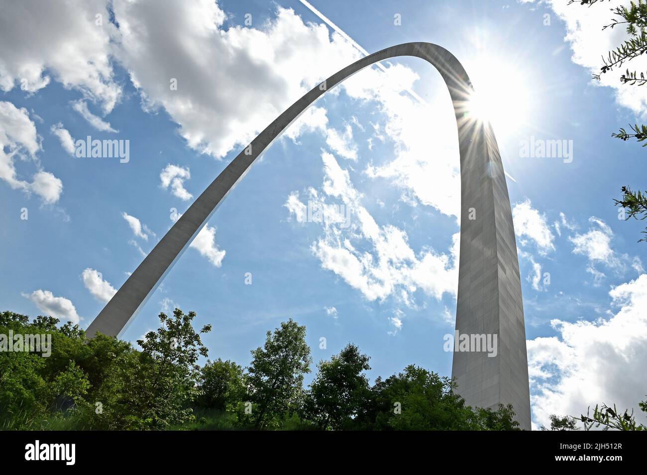 Landmark Gateway Arch, St. Louis, Missouri, United States of America ...