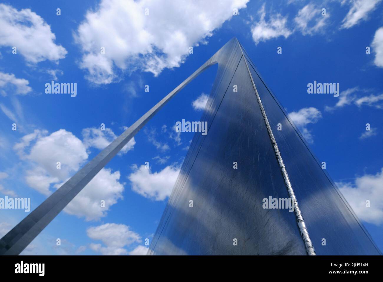 Landmark Gateway Arch, St. Louis, Missouri, United States of America ...