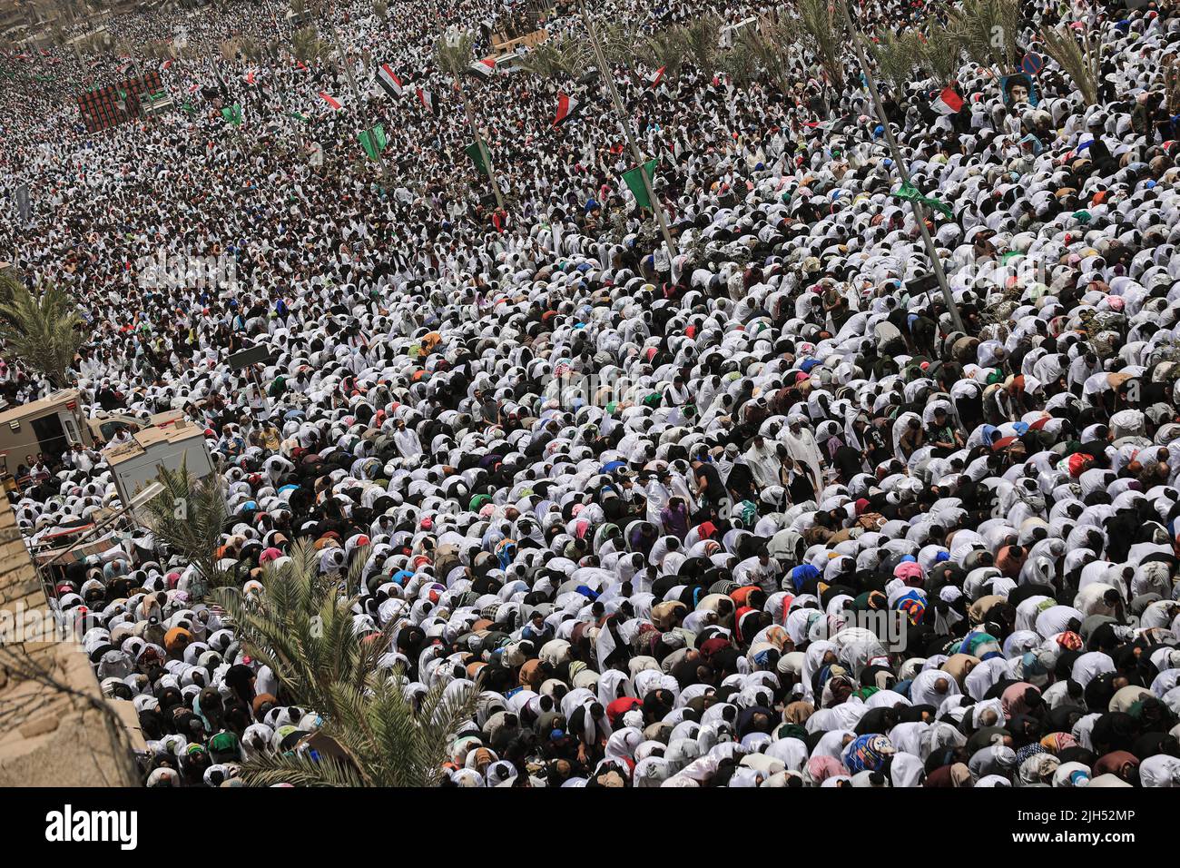 Baghdad, Iraq. 15th July, 2022. Thousands of followers of Iraqi Shia ...