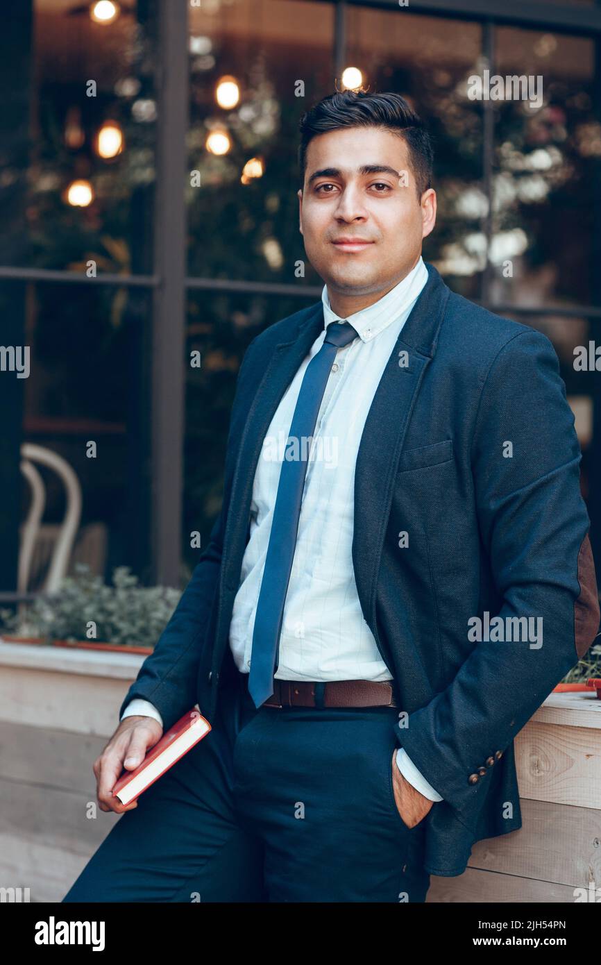 Middle school teacher, man hi-res stock photography and images - Alamy