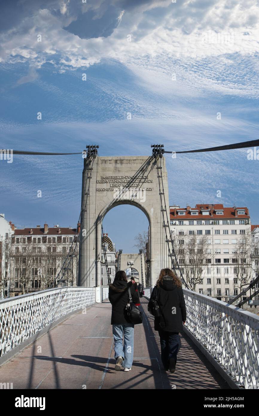 Pedestrian bridge in lyon hi-res stock photography and images - Alamy