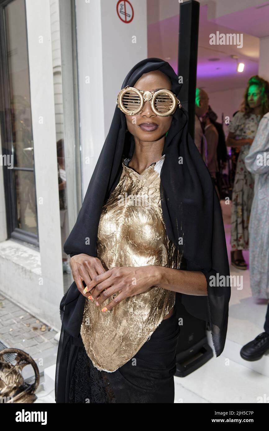 Paris, France. 6th July, 2022. A model dressed by Dem Dillon attends ...