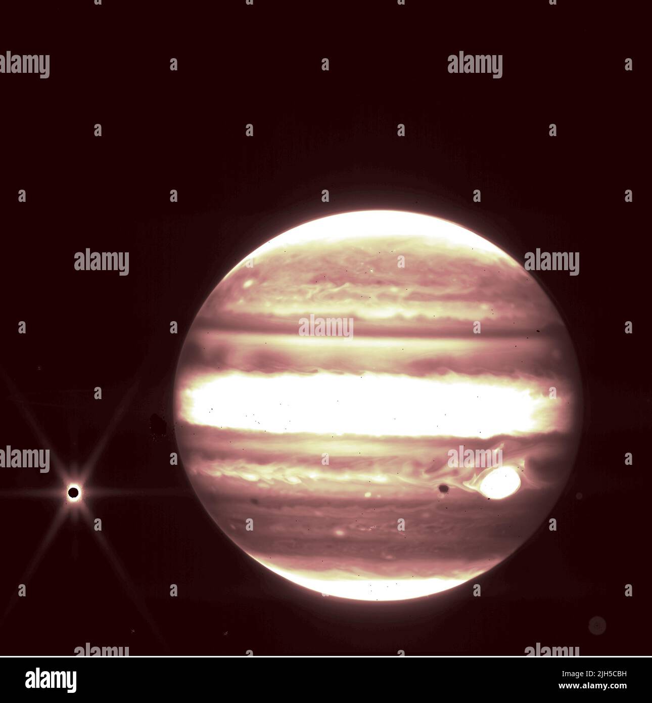 Fans of Jupiter will recognize some familiar features of our solar ...