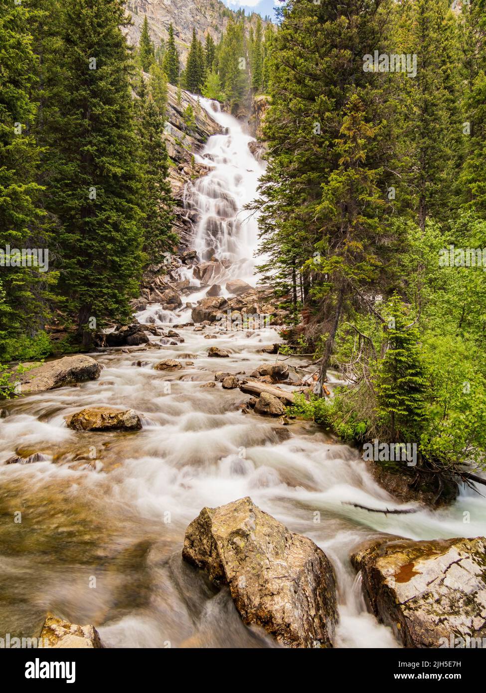 Sunny view of the Hidden Falls in Grand Teton National Park at Wyoming ...