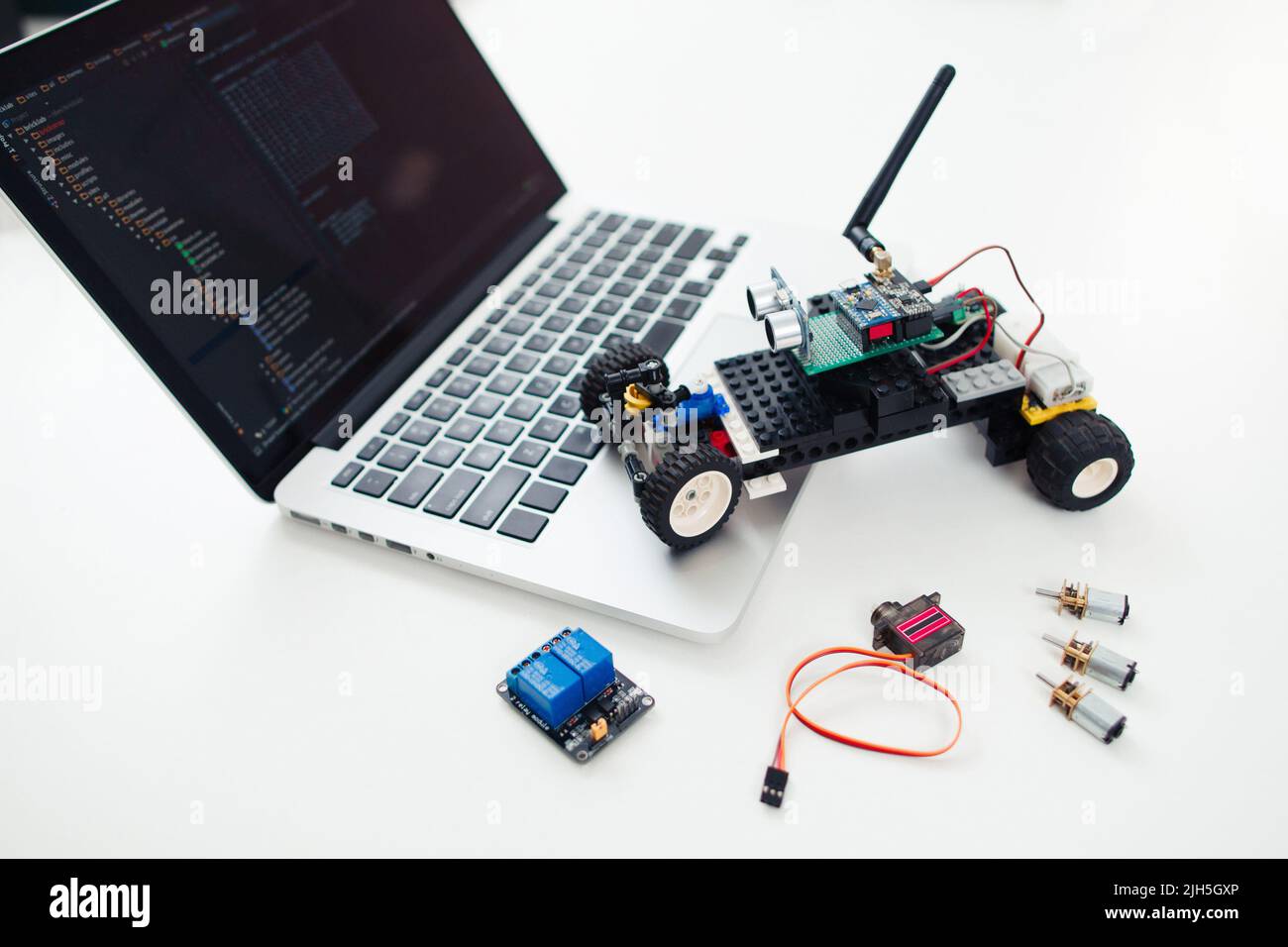 Diy rc car with components on laptop Stock Photo - Alamy