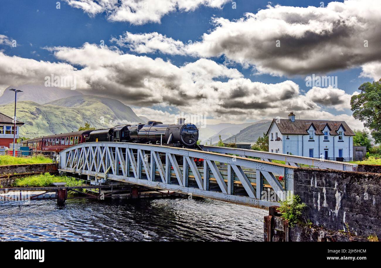 FORT WILLIAM SCOTLAND THE JACOBITE STEAM TRAIN CROSSING BANAVIE SWING ...